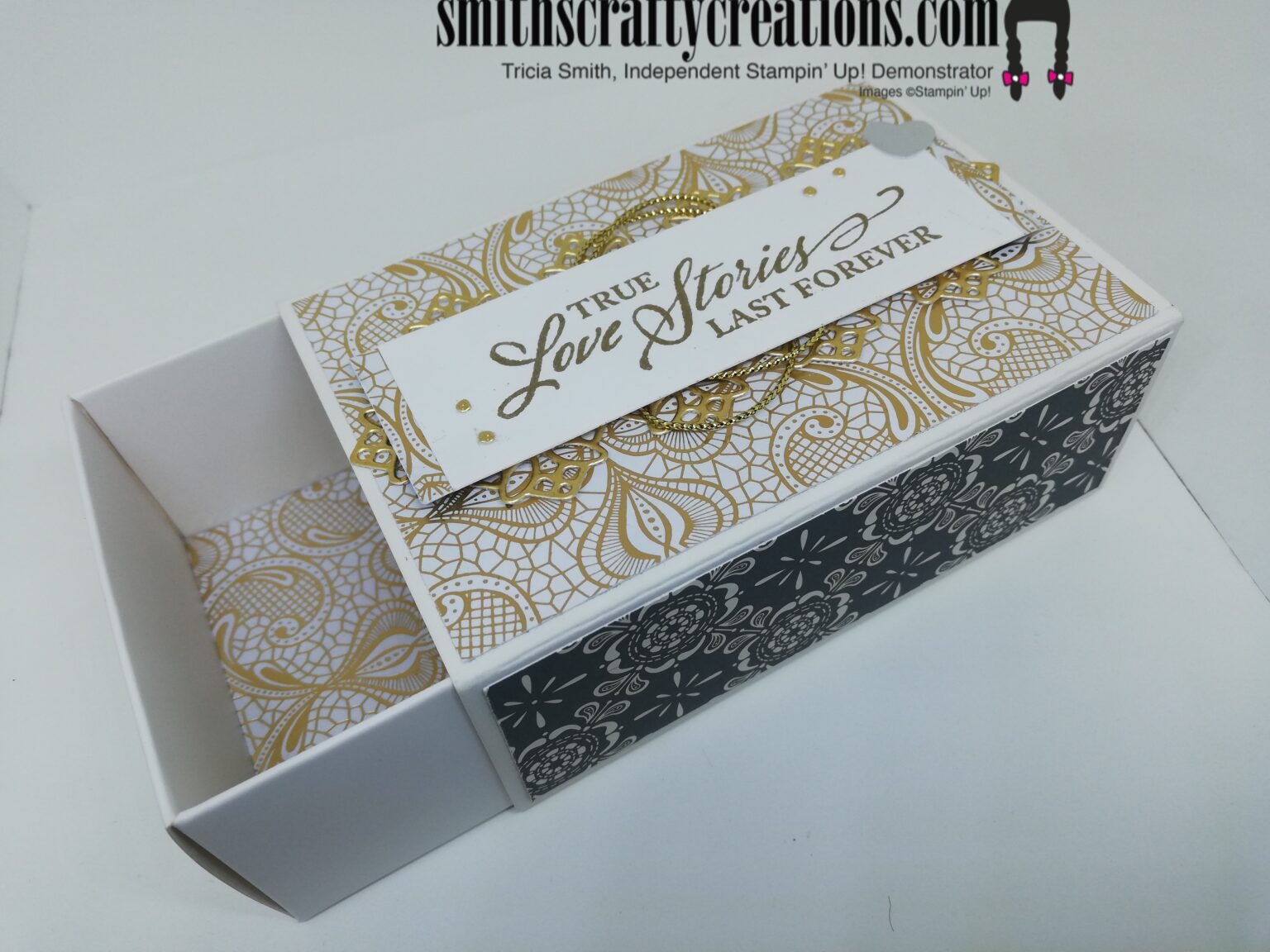 Simply Elegant Gold Themed Box